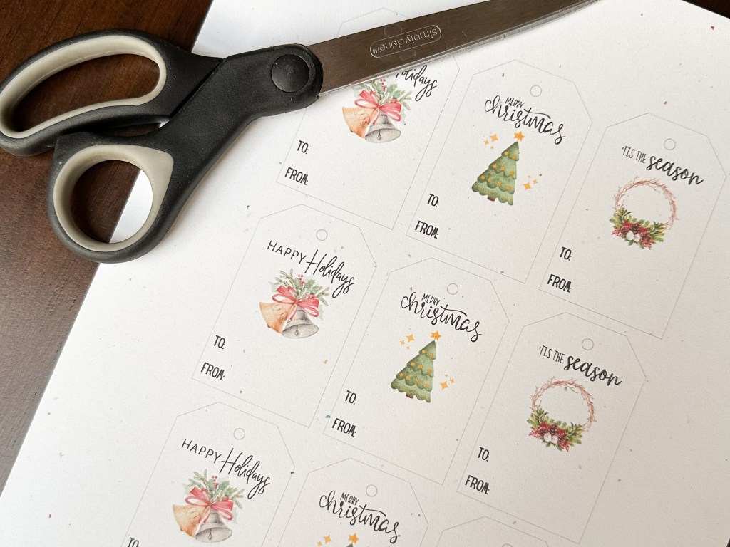 Free Printable Gift Tags for the Holidays – Seemingly Sophie